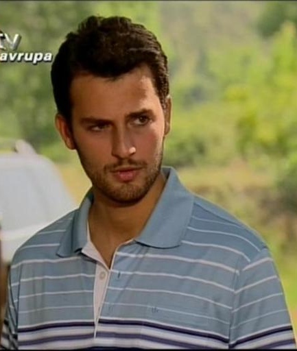 birkan sokullu #129811 - uludağ sözlük galeri